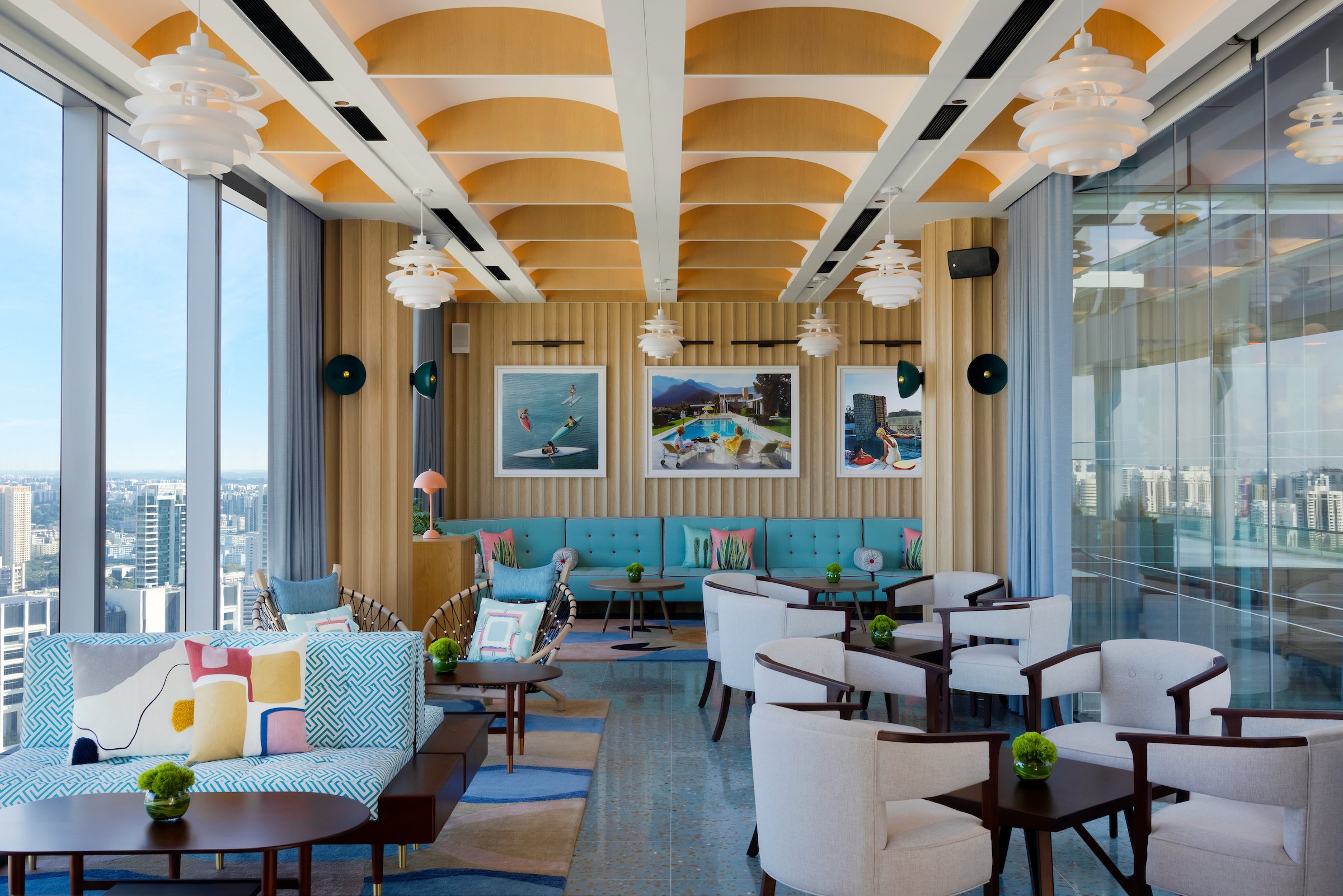 Las Palmas Rooftop Bar @ Courtyard by Marriott｜Bars and pubs｜Get ...