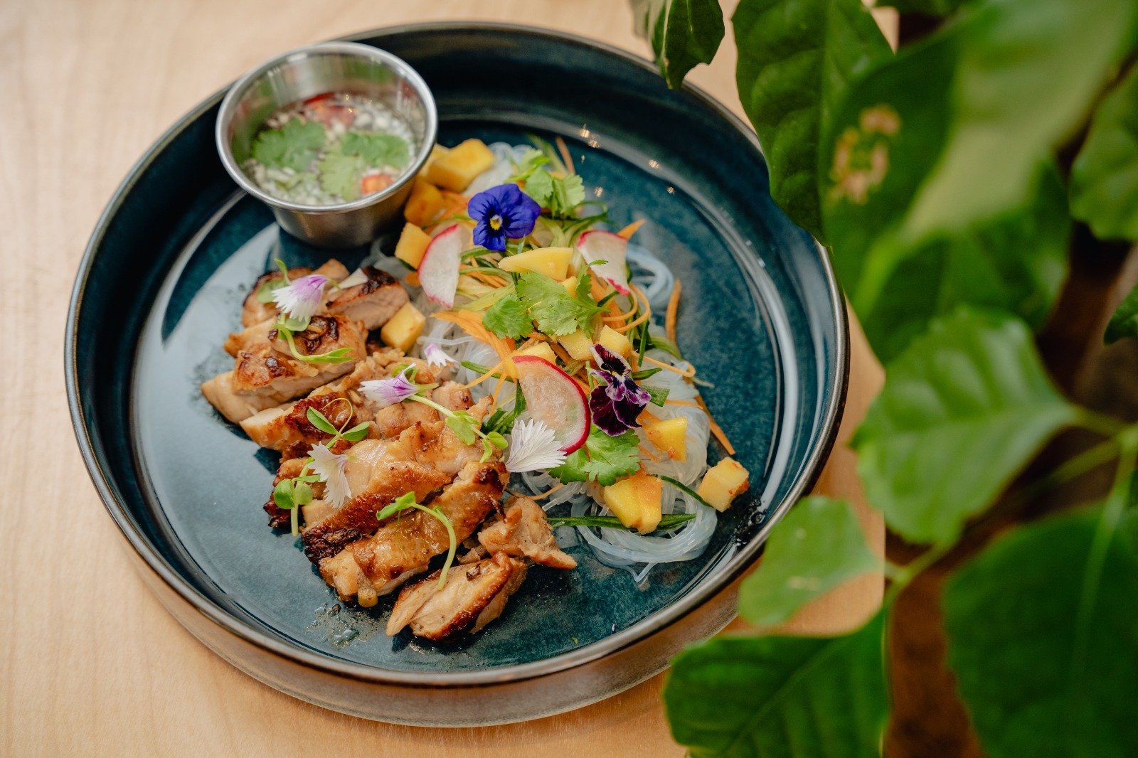 The Early Bird｜Get Up to 50% Off - Eatigo